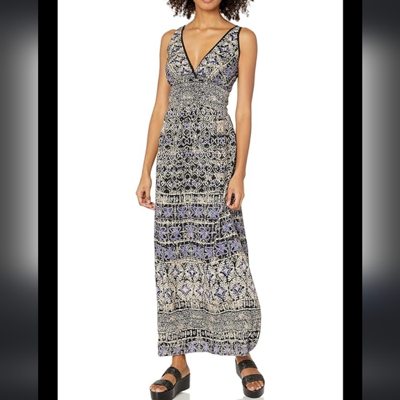 Angie | Dresses | Angie Womens Blue Printed Maxi Dress Size S | Poshmark